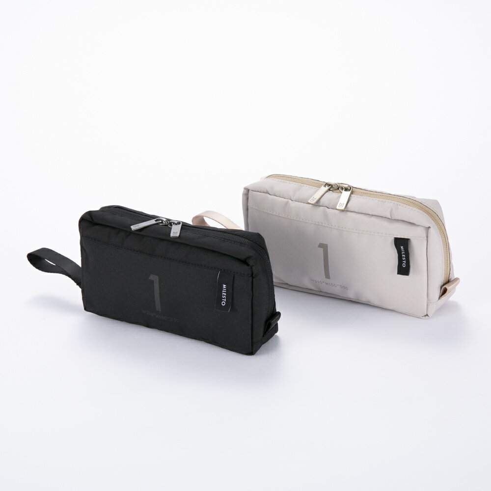 COMMENT トラベルサイズのアメニティやメイク道具、モバイルバッテリーやコード類など、旅に必要な小物類をひとまとめに収納できるポーチ。 内側には小分け用のメッシュポケットを装備。 コンパクトながら、マチのある長方形型で収納しやすいサイズ...