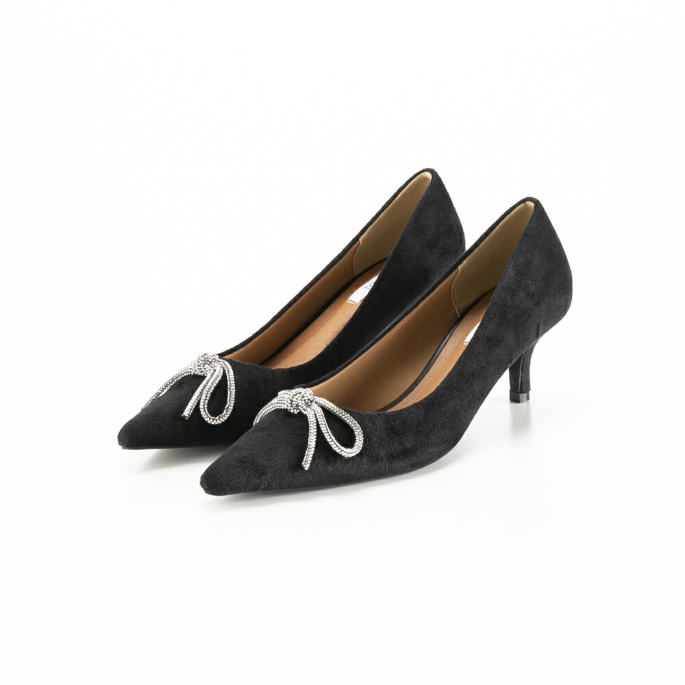 COMMENT 人気のキラキラとしたリボンが付いているパンプス。 素材もトレンドのベロアを使用。 高すぎず、低すぎない5.5cmのヒールで、普段使いに抜群の1足です。 【イーボル/EVOL】 【カラーバリエーション】ブラック（BL） SPE...