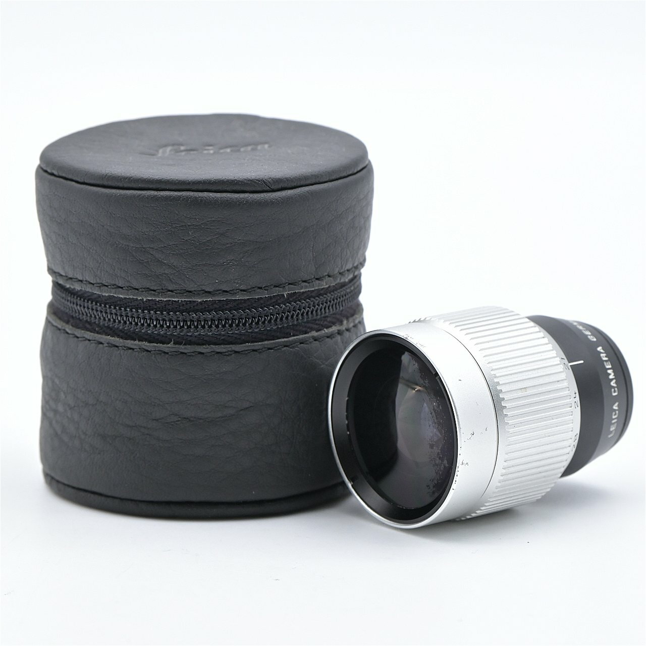 商品説明外観外観一部傷などございます。詳細は写真でご確認ください。光学レンズ面に一部コーティング剥がれございますが、視認性には問題ありません。動作検品動作確認実施しており問題ありません。付属品写真に掲載されているものが全てです。コメント全体...