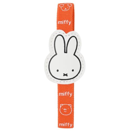 本体サイズ：3.8x0.7x11.2cm 重量：5ℊ 本体:ポリエステル、 天然ゴム、マスコット:PU、ポリエステル 裏面にお名前欄付