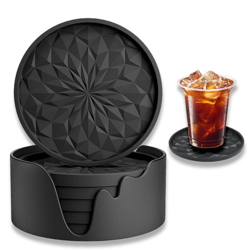 【商品仕様】サイズ:直径約10cmx厚さ約0.65cm、セット内容:6個セット、カラー:ブラック。 【高性能素材と優れた耐熱・耐冷性能】シリコン素材を使用し、耐熱温度は最大120°C、耐冷温度は-20°Cまで対応。熱い飲み物や冷たいドリンク...