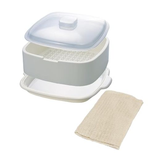 蒸し器サイズ:外径サイズ:24.7x22.2x高さ12cm、内径サイズ(約):19x19x深さ5.7cm 蒸し布サイズ:45x45cm 材質/蒸し器:ポリプロピレン、蒸し布:綿100% 生産国/蒸し器:日本、蒸し布:中国 ※電子レンジ専用調...
