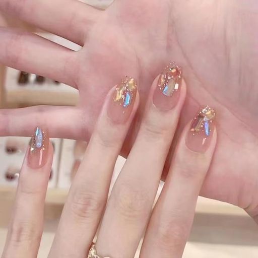 【自然なフィット感】エコABS素材を使用しており作ったネイルチップため、通気性と光沢感があり、後端部が薄い、前端部が厚いの特徴あり、爪の表面に貼りやすくて自然なフィット感を実現に!長持ちして、壊れにくく、繰り返し使用することができます。 【...
