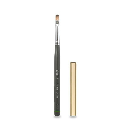 キャップ付(全長80mm、内径8mm、天面穴なし)全長145mm毛丈/8.0mm幅/5.8mm厚み/2.1mm 個人、業務 薄く角のない特殊なスクエア形状の毛先で、キューティクルエリアをスムーズに塗布できます。適度なコシでベース・カラー・ト...