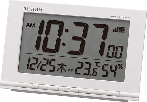 サイズ:9.3x14.5x4.1cm 使用電源:アルカリ単3形x2本(別売) ムーブメント:電波時計 機能:電子音アラーム/カレンダー表示(2099年12月31日まで表示可能)/温度表示(-9.9°C~50°C)/湿度表示(20~95%)/...