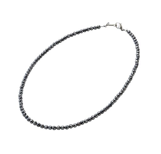 従来の「ネックレスLUCE」よりも磁力の高い100mT(1000G)のフェライト永久磁石を使用しております。 磁石を100~120個使用し、首回り全体にN極S極交互配列で配置しました。 磁石には48面体鏡面加工を施し、研磨しているので美しい...