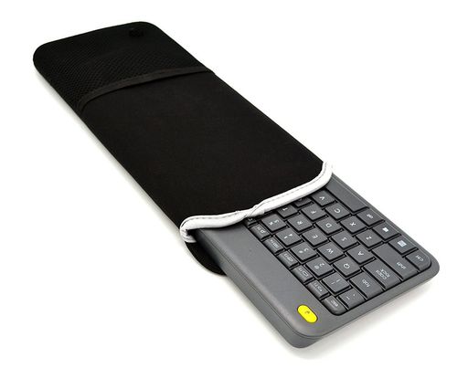 ロジクールLogicoolワイヤレスタッチキーボードK400P専用の防水・防塵・防衝撃ケースです。 キーボードロジクール収納ケースはネオプレン生地で、非常に柔らかく、ロジクールキーボードを完全に保護することができます。 便利なメッシュポケッ...