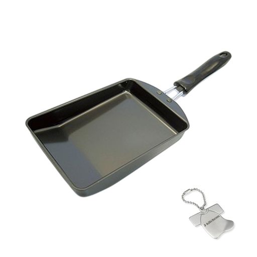 本体素材:鉄 ハンドル:フェノール樹脂 表面加工:クリア塗装(※ご使用前に空焼きをしてください) 製品サイズ(重量)/約39.2x14.3x4.3cm(520g) 鉄製なので使い込むほどに油がなじみ使い勝手がよくなります。