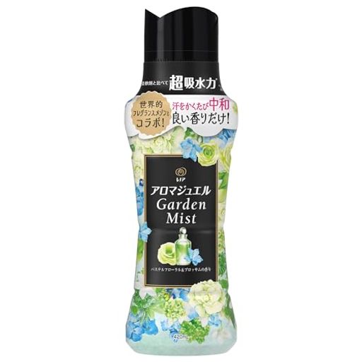 超吸水 調香師が愛した庭園の香りをお洗濯に。世界的フレグランスメゾンとコラボのレノアアロマジュエルGarden Mist! 柔軟剤と比べて汗を超吸水&amp;強い香りでごまかすことなくニオイを中和!本当に良い香りだけ楽しめます。 柔軟剤に比...