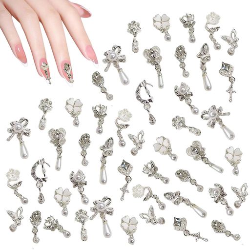 【ネイルパーツ】キラキラ輝くシルバーネイルパーツが夏の大人気商品!くま、花、ハートなど様々なデザインがあり、ファッションにもラグジュアリーにもなります。 【素材】ネイルパーツは合金や高級樹脂素材を使用し、立体感があり、艶やかさや高級感も抜群...