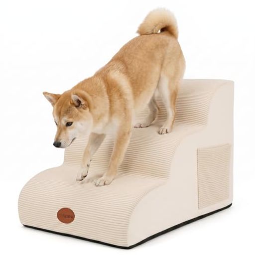 行動 【犬 ステップ の安.全性に配慮した丸角デザイン】 尖った角がなく、丸みのある滑らかな弧状に設計された犬ステップでございます。踏み面の奥行きは約15~20cmと、小型犬や中型犬の愛犬が使用しやすいサイズ感です。このユニークな丸い犬スロ...