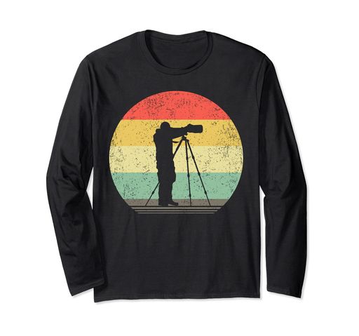 この面白いヴィンテージレトロ写真ティーは、写真家(プロまたはアマチュア)、アートまたは写真の教師、または写真を愛する人へのプレゼントに最適です。 Photogsシャッターバグパパラッチとフォトジャーナリストのアマチュアとプロは同様に、このヴ...