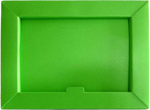 サイズ:フレームサイズ/95x133x7mm適応サイズ/55x91mm(カードサイズサイズ) 重量:約5g材質:紙原産国:日本付属:画鋲要らずの粘着ゴム(フォトガム)付き おしゃれなカラーで紙のフォトフレーム。リーズナブルで10色も種類があ...