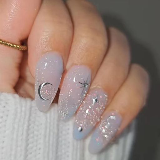 【自然なフィット感】エコABS素材を使用しており作ったネイルチップため、通気性と光沢感があり、後端部が薄い、前端部が厚いの特徴あり、爪の表面に貼りやすくて自然なフィット感を実現に!長持ちして、壊れにくく、繰り返し使用することができます。 【...