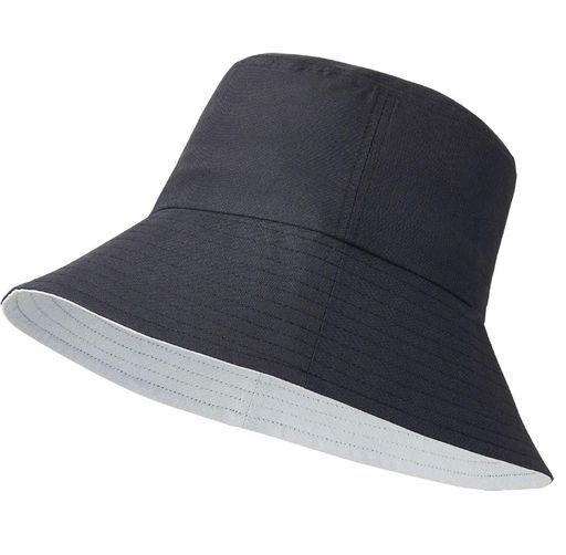 十字リボンで髪型が崩れにくい構造っで帽子と頭の間に空間を作って髪型をふんわりキープ 紫外線カット率99%で約9cmの深めのツバがお顔をしっかりカバーします。 はっ水加工で軽い雨、海などでも安心です。くるくる丸めてコンパクトになり、軽いのでバ...