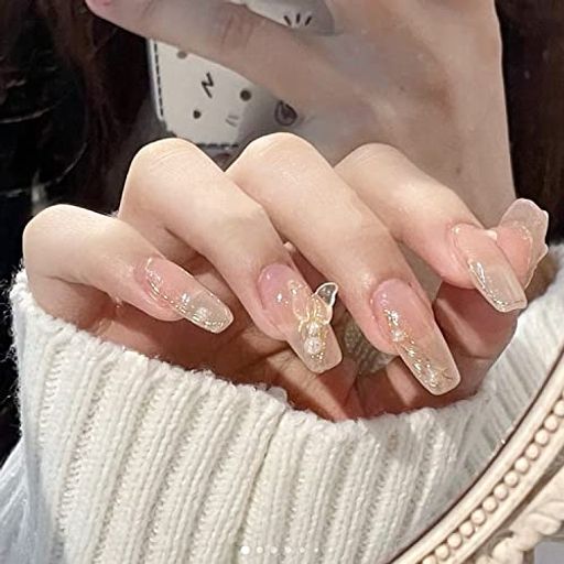 手作り:すべてのネイルチップが手作りであり、品質とユニークさが保証されています。 豊富なデザイン:シンプル、可愛い、おしゃれなど、さまざまなデザインが提供され、さまざまなニーズに対応します。 全サイズ対応:さまざまな大きさや形状の爪に対応し...
