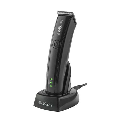 替刃は日本国内で加工し、鋭い切れ味が実現したペット用トリマーです。 耳元でも不快感のない静かさです。。 IPX5の防水仕様、汚れた本体・替刃の水洗いが可能です