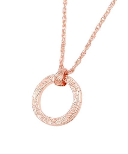 ハワイアンジュエリー風の柄をサークル形に刻印したネックレス