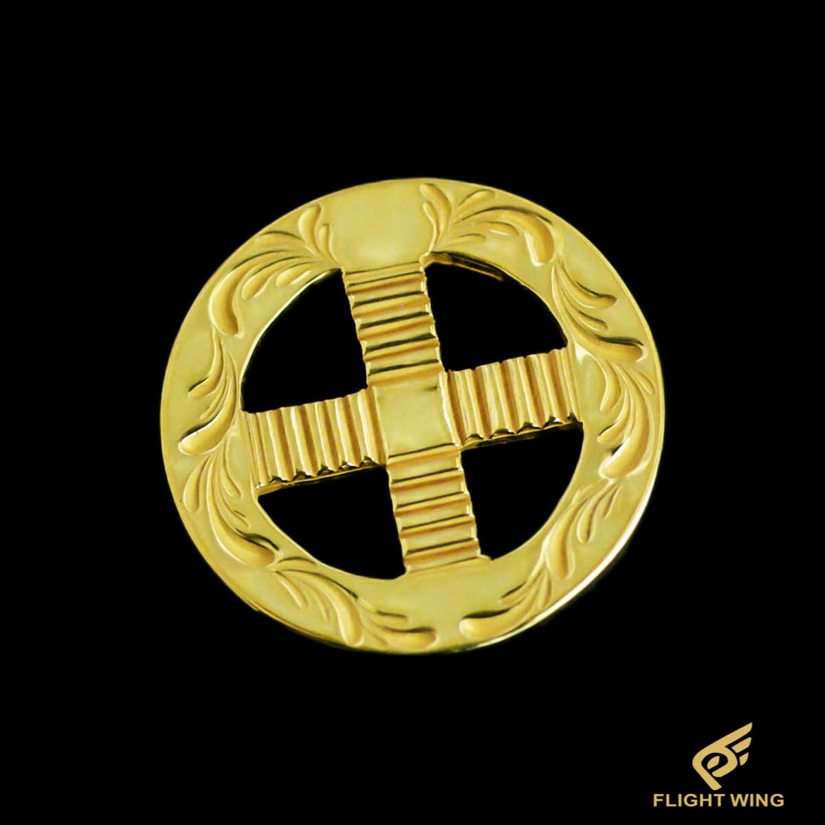 【商品説明】 ・素材/材質：K18 ・サイズ/寸法：横18mm × 縦18mm(平置き時最大幅) ・重さ：約3.28g ※重さ、サイズ共に個体差による誤差が生じる場合がございます。 ※モニター発色の具合により色合いが異なる場合がございます。...