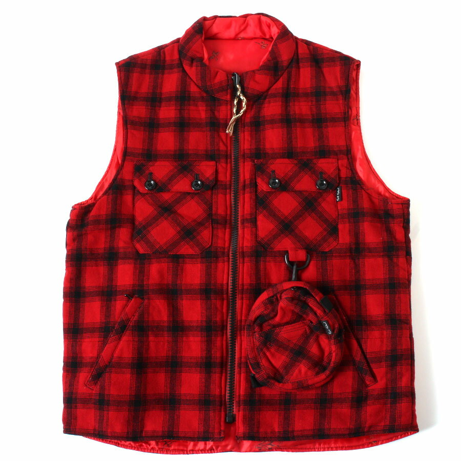 ・ブランド 　Karl Helmut / カールヘルム ・サイズ 　表記L 　着丈69cm、身幅56.5cm、肩幅43cm 　※採寸には誤差が生じる場合があります。 ・カラー 　レッド×ブラック 　※画面上と実物では多少色具合が異なって見え...