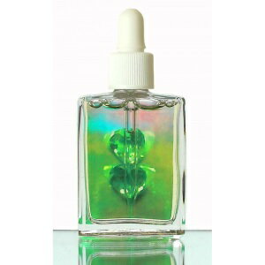 ペリドットは、ハワイ島の火山活動によって創られる溶岩に生まれるライムグリーンの鉱石です。女性的な優しさや包容力、受容などをもたらしてくれ、心の働きを鋭くしてくれます。内面の輝きやあなたの魅力を引き出す女子力アップのエッセンスです。 ☆こんな...