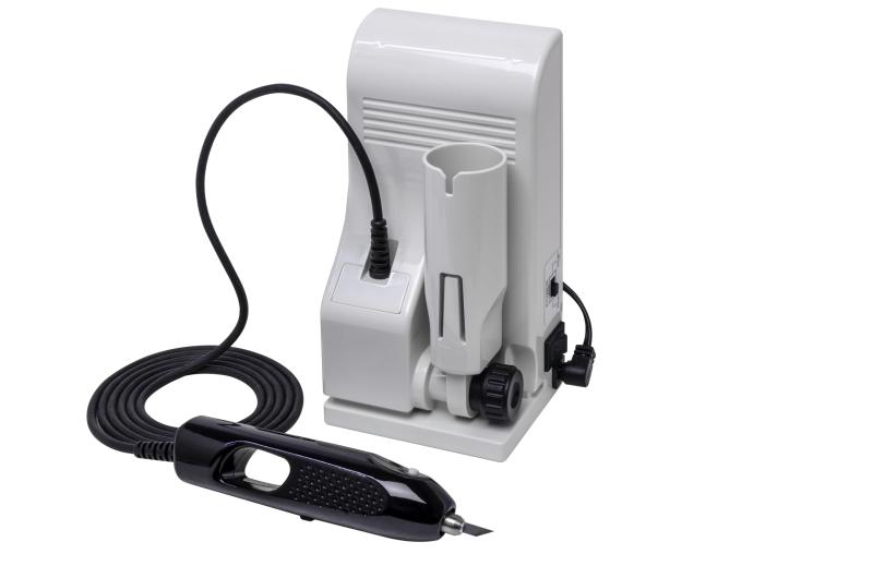 エコーテック プラスチックがバターのように切れる 本多電子製 ホビー用小型超音波カッター ZO-41II・ホビー用超音波小型カッターZO-41II<br> ・ワークに応じて超音波による振動の強さを自動で切り替える人気モデル。&l...