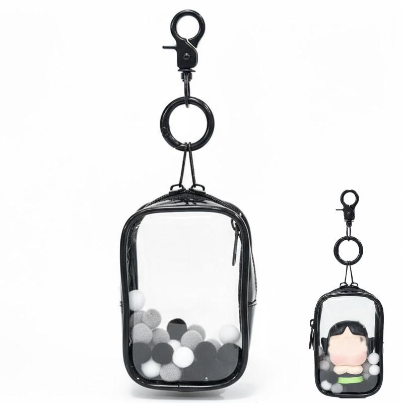 DELUXEFOX 痛バッグ ぬいポーチ 透明 PVC素材 防水・防汚・防塵 人形ケース ジッパー開閉 ディスプレイバッグ キーホルダーとカラフルなポンポン付き