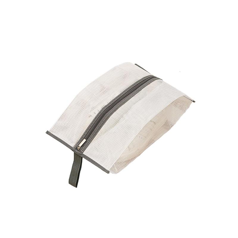 TRkin シューズケース シューズバッグ シューズ袋 半透明 靴入れ 軽量 防水 防塵 防臭 多機能 小物入れ 衣類入れ 収納バッグ 旅行 出張 収納 便利 スポーツ アウトドア シューズバック (ホワイ【防水防汚】靴袋の本体はPVC製で...