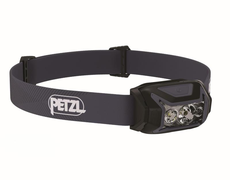 PETZL(ペツル) E063AB アクティック ブラック明るさ：450ルーメン (ANSI/PLATO FL 1) 重量：98g ビームパターン：ワイド、ミックス 電源：単4アルカリ電池3本 (付属)、リチャージャブルバッテリー『コア』 ...