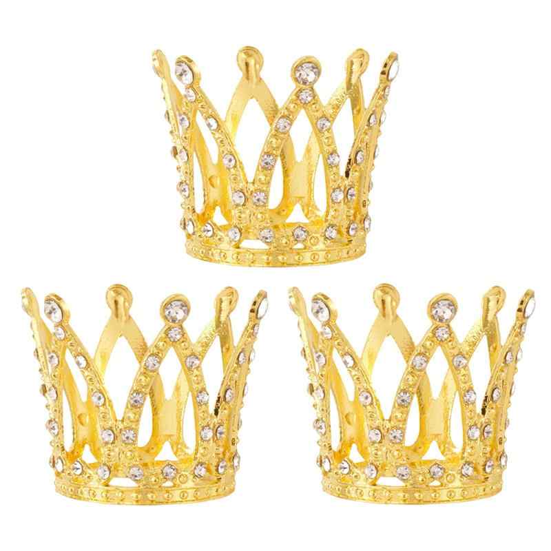 ケーキトッパー 3個セット 可愛い ミニ王冠 プリンセス ティアラ ケーキ 飾り ミニクラウン 髪飾り ヘアアクセサリー 誕生日 結婚式 パーティー【ミニ王冠】可愛いミニ王冠が登場ゴールドとシルバーがあり、キラキラしているラインストーンも付...