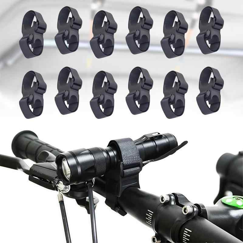 ロッドホルダー 車用 ロッドキーパー ロッドキャリー 釣り竿収納 竿掛け クリップ 耐衝撃性 ゴムバンド マジックテープ 吊り下げ 調節可能 設置簡単 車内天井 竿直径40mmまで対応可 釣具収【製品詳細】高品質ポリエチレンで作られており、...