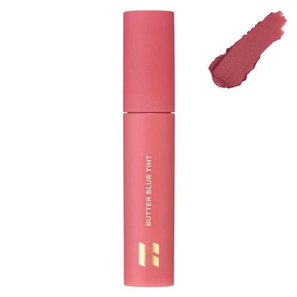 【商品詳細】 ●バターのように唇の上でとろける感覚、乾きにくいマットティントです。 ●ふんわりと軽い質感のテクスチャーが縦じわをカバーします。 ●シアバターとクプアスの種のバターを配合し、マットタイプなのに長時間しっとり。 ●表面をバターで...