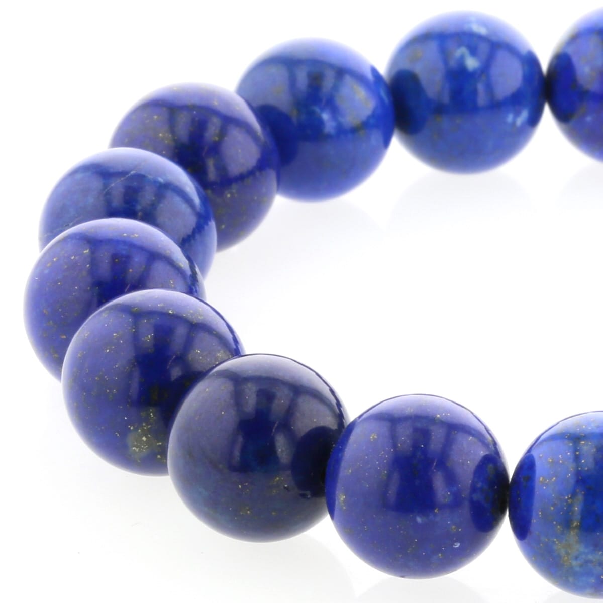 天然無着色・無処理のラピスラズリブレスレットが数量限定で再入荷しました。 市場で一般的に流通するラピスラズリの多くは含浸処理や着色処理が施されていますが、本商品は一切の加工を行わない「天然そのまま」の希少なラピスラズリです。 深い瑠璃色と金...