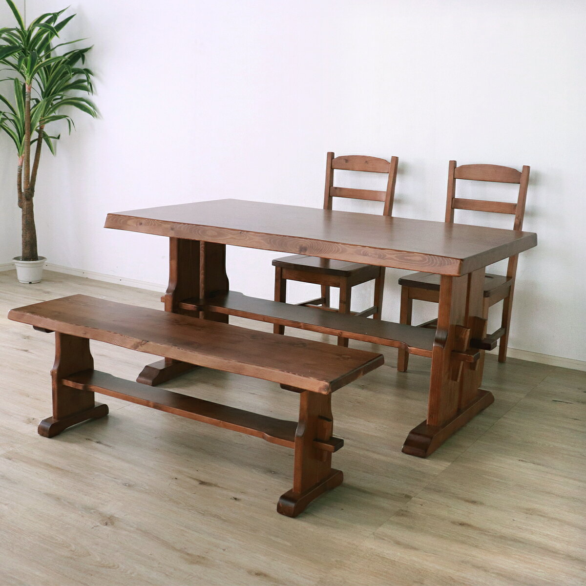 商品情報サイズW150×D85×H70cm梱包才数6.5才3.3才ダイニングテーブル　ブラウン　150センチテーブル 木のぬくもりと香りを楽しむダイニングテーブル 北海道・東北地方・沖縄・離島発送不可。 2