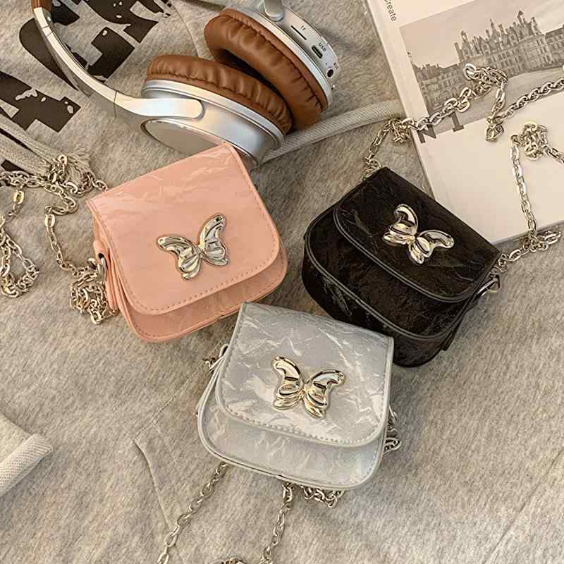 ・スタイル: 都市簡約・主な素材: PU・形状: 横款方型・サイズ: ミニ・流行要素: 車縫線・開閉方式: 敞口・硬度: 軟質・外袋種類: 敞口袋・肩带数: 単根・カラー展開: 粉色、銀色、黒色