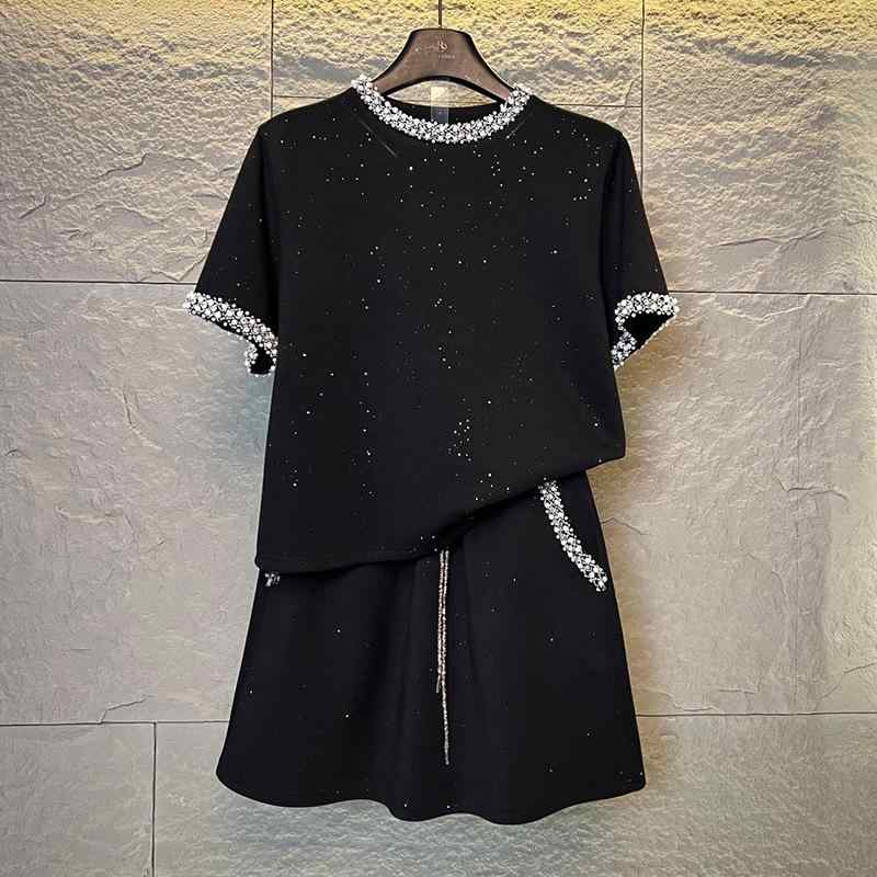 ・カラー展開: ブラック・サイズ展開: S、M、L、XL・カテゴリ: 休闲套装・スタイル: 私服名媛、御姐风・袖型: 公主袖・袖丈: 無袖・セットスタイル: 上衣套装・対象性別: 女