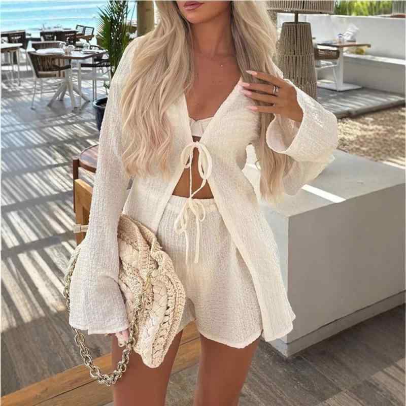 ・カラー: 杏色、白色・サイズ展開: S、M、L、XL、XXL・スタイル: 復古風、快適レジャー・主な素材: ポリエステル95%以上・パンツ丈: ショートパンツ・袖丈: 長袖・袖型: 通常袖・柄: 無地・流行要素: 紐調整・加工: ノーアイ...