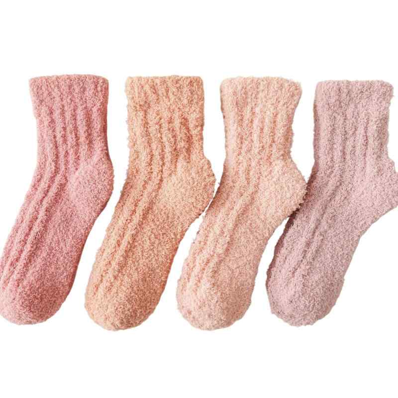 [FARFADET] もこもこ 靴下 レディース 暖かい 冬 厚手 防寒 ルームソックス あったか 可愛い ふわふわ 秋冬 無地 保温 22-26cm寒い季節、気づけば足先がひんやり。そんな時に頼れるのが、ふわふわモコモコのルームソックス。...