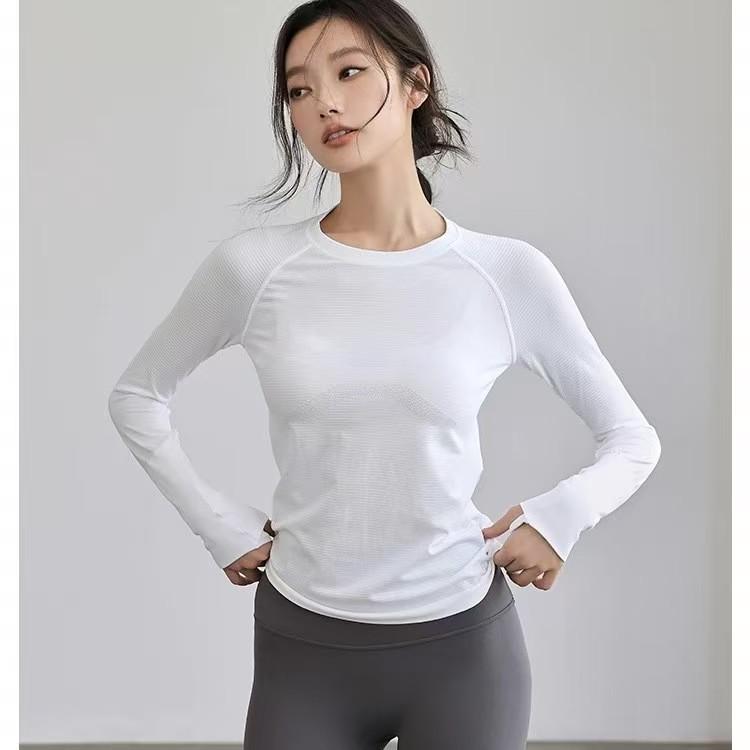 ・カテゴリ: Tシャツ・機能: 速干・適用性別: 女・柄: 純色・主な素材: 化纤類混紡・素材成分: 錦綸/ナイロン100%・裏地素材: 化纤類混紡・裏地成分: 錦綸/ナイロン100%・カラー展開: 白色、黒色、薫衣草紫、咖啡色、浅黄色、藕...