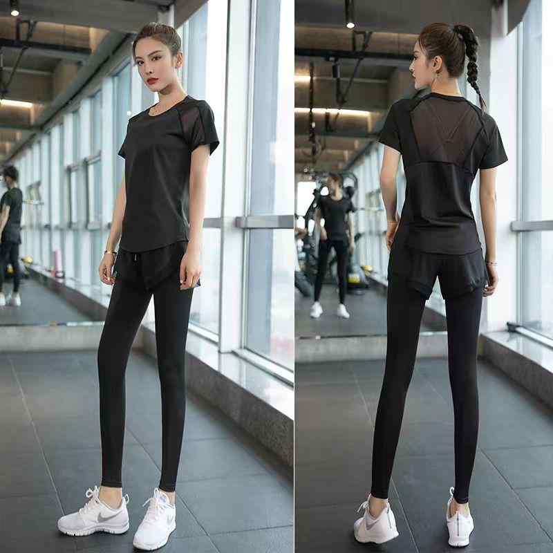 ・スタイル: スポーツ・機能: 速乾、透気、吸湿速乾・袖丈: 短袖・パンツ丈: 長パン・ネックライン: ラウンドネック・フード: フードなし・ライニング: あり・厚み: 中厚・主な素材: ポリエステル混紡・素材: ポリエステル90%・裏地:...