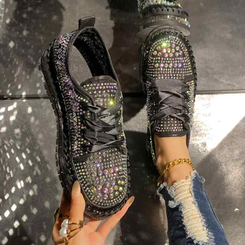 ・カテゴリ: 小白鞋・スタイル: 休闲・主な素材: 网布・皮質特徴: 漆皮・適用性別: 女・柄: 純色・カラー展開: 黒色、白色・サイズ展開: 36、37、38、39、40、41、42、43、44、45・靴底素材: ゴム・内里素材: 超纤・...