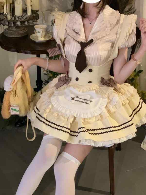 ・カテゴリ: スカート・スタイル: 御姐風・主な素材: 雪尼尔、氨纶30%以下・袖丈: 無袖・柄: その他・カラー展開: シャツ+ベスト+ハーフスカート・サイズ展開: S、M、L、XL・商品タイプ: スカートセット