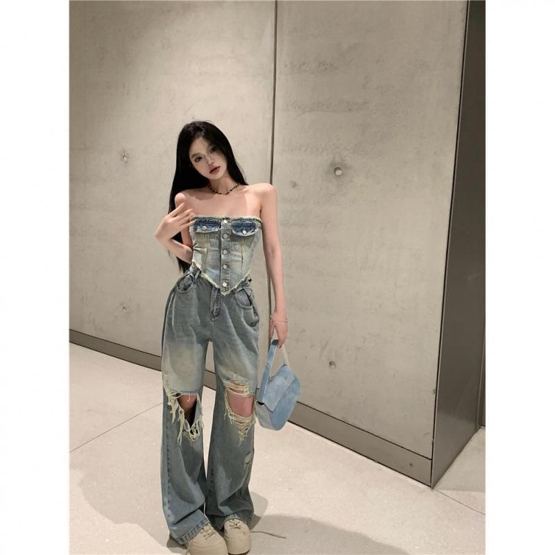 ・スタイル: 日韓レジャー・主な素材: 綿30%以下・カラー展開: 牛仔上衣,牛仔上衣+牛仔裤・サイズ展開: S,M,L,XL・商品タイプ: レジャーセット・適用性別: 女性・袖丈: 無袖・スカート丈: ショートスカート・セットスタイル: ...