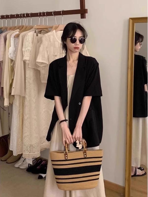 ・カテゴリ: 休闲套装・スタイル: 休闲风・主な素材: 聚酯纤维30%以下・スカート丈: ロングスカート・袖丈: 長袖・袖型: 通常袖・カラー展開: ツーピース【西装外套+連衣裙】,西装外套【単品】,吊帯連衣裙【単品】・サイズ展開: S,M...