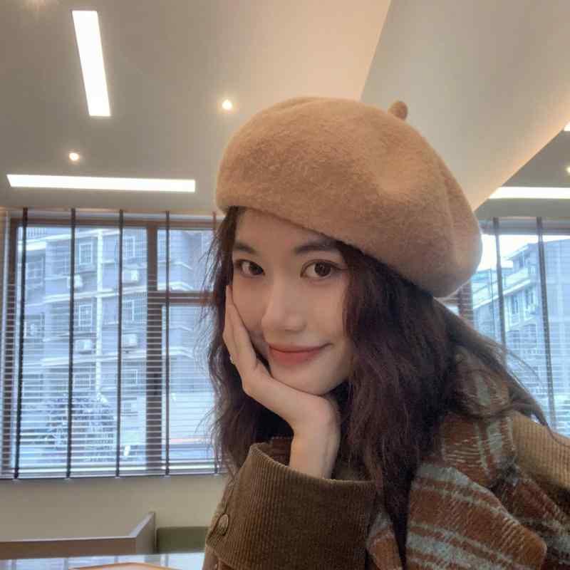 ・カテゴリ: ベレー帽・スタイル: 可愛い、田園風、小香風・主な素材: 毛ね、ポリエステル51-60%・帽頂スタイル: 丸頂・帽檐スタイル: 無檐・カラー展開: キャメル、ライトブルー、アプリコット、ブラック、パープル、アイボリー・サイズ展...
