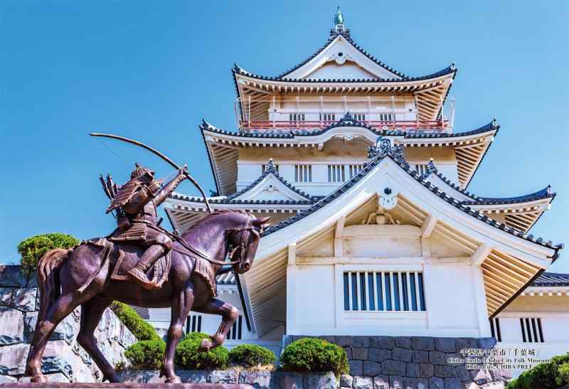 キューティーズ(Cuties) 【日本製】 300ピース ジグソーパズル 日本の都市72 千葉県千葉市「千葉城」 (26x38cm) 300-428 のり付き スポンジ付き300ピース　ジグソーパズルシリーズ・日本の都市その土地にかかわる風...