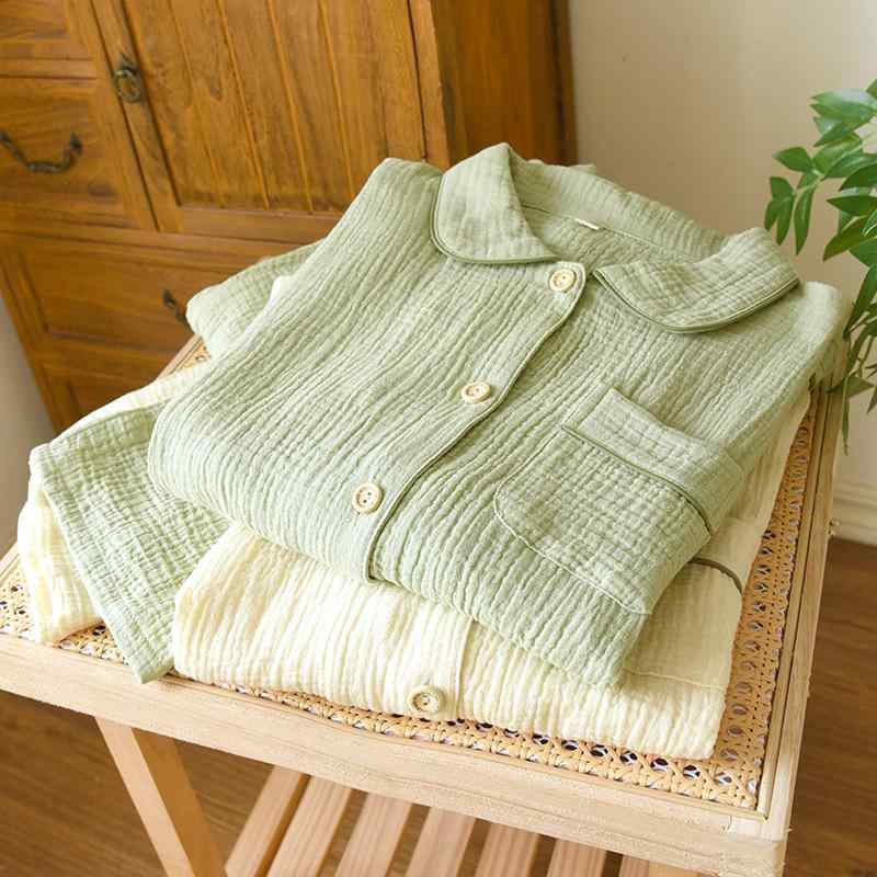 ・カテゴリ: セットアップ・主な素材: 綿100%・厚み: 薄手 (121-140g/平方メートル)・ネックライン: 襟付き・袖丈: 長袖・パンツ丈: ロング・機能: 透気性、快適、外出対応・対象: 青年女性・用途: インハウス・スタイル:...