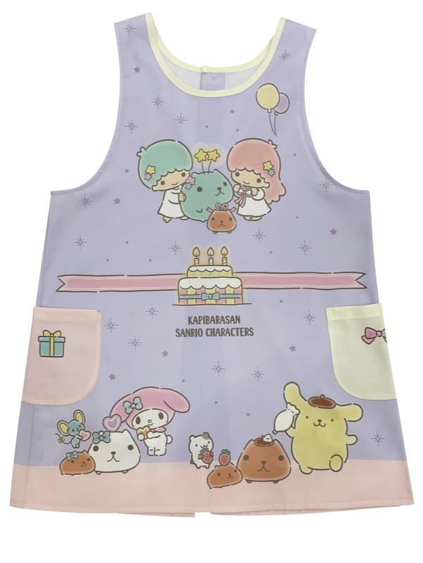 [アトリエ　モモアンドモモ] カピバラさん サンリオキャラクターズ エプロン うしろ開き パープル レディース M～L KPA44109-52大人気キャラクター『カピバラさん』の20周年を記念したサンリオキャラクターズとのコラボアートプリン...