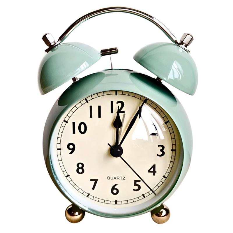 Charmoon 目覚まし時計 アナログ 大音量 ベル式 連続秒針 静音 ライト付き アンティーク調【おしゃれなベル式の目覚まし時計】レトロなベルが目を引く、アンティーク調のアナログ目覚まし時計です。大音量のベル式アラームが朝の目覚めをばっ...