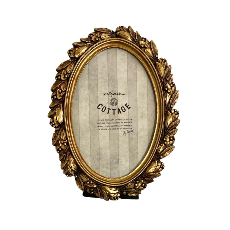 M-2220 オーバルリーフ フォトフレーム 14.5×高20cm エレガント 写真立て 壁掛け 写真 スタンド 卓上 アンティーク調サイズ：約巾14.5×高20cm（窓約9.5×14cm) 楕円に切り取って入れてください。●素材：レジン、...